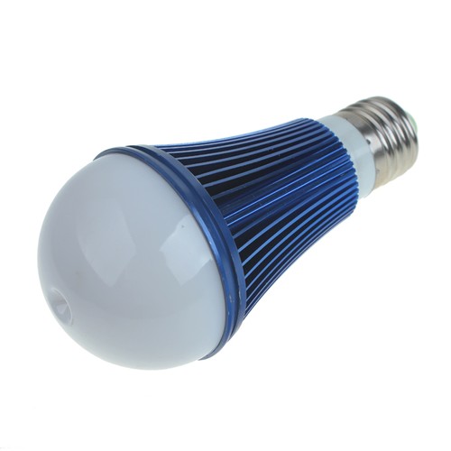 High-tech E27 7W Warm White Anion LED Lamp Smoke Air Cleaner