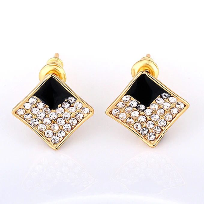 Simple fancy earrings store