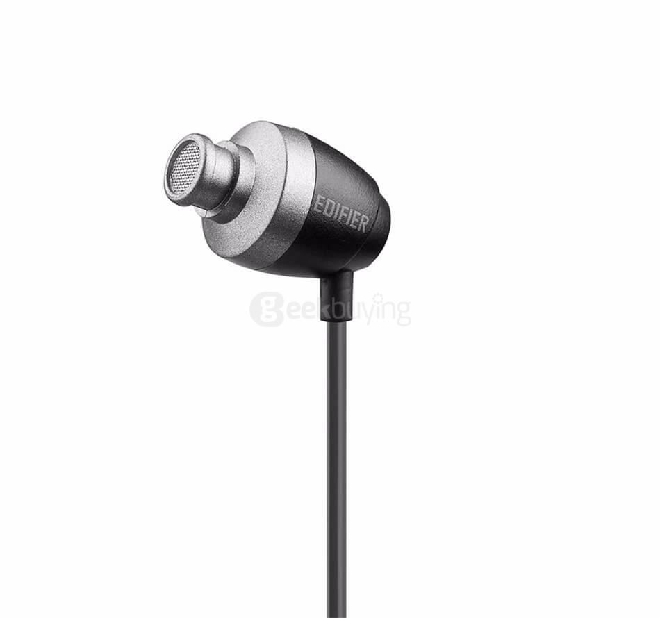 Edifier P210 In-ear Headphones - Red