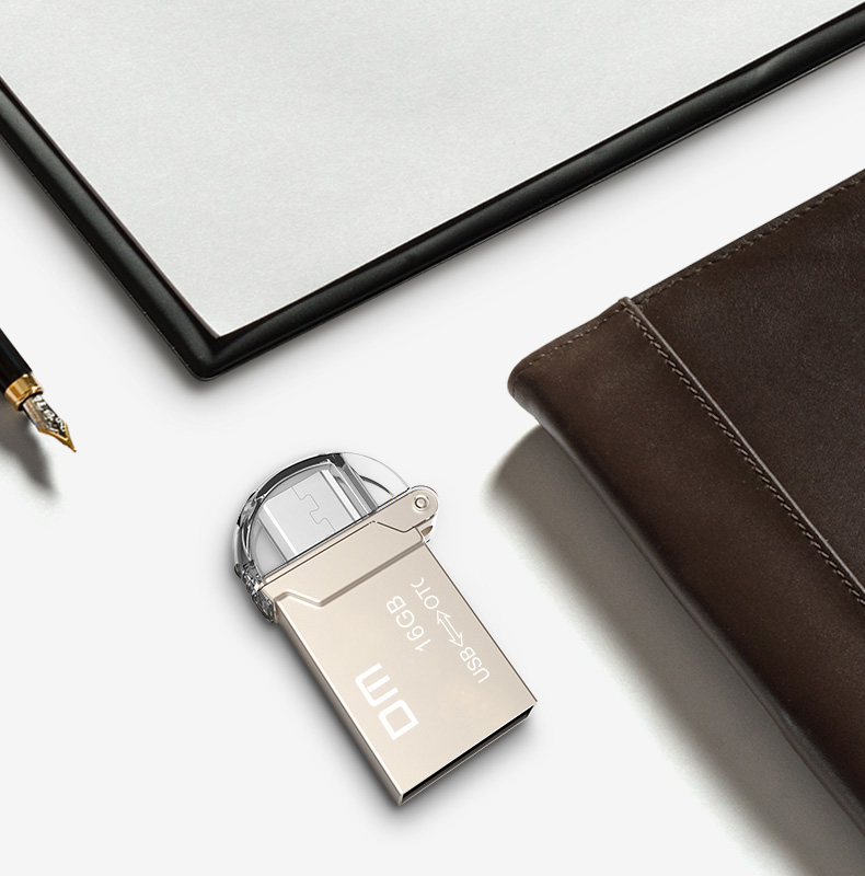 DM PD008 16GB USB Drive Silver