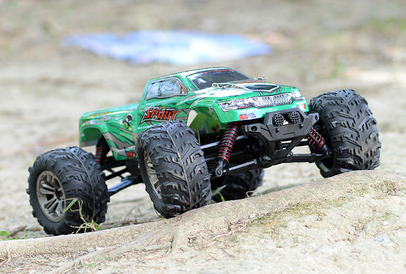 9135 4WD Off-road RC Car RTR Green