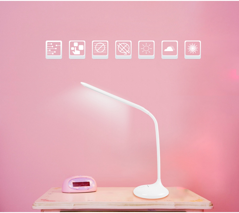 Panasonic HHLT0220 Eye Protection LED Desk Lamp USB Charging