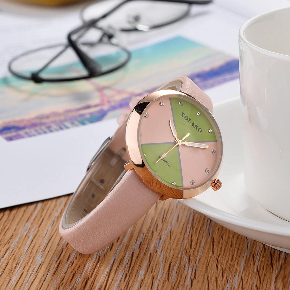 YOLAKO YK35 Women Quartz Watch Light Blue