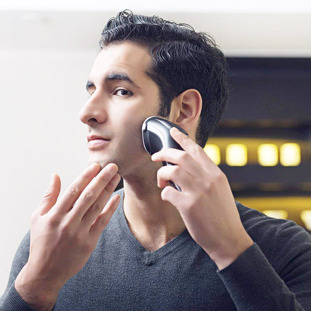 MAX-T Electric Rotary Razor with Pop Up Trimmer