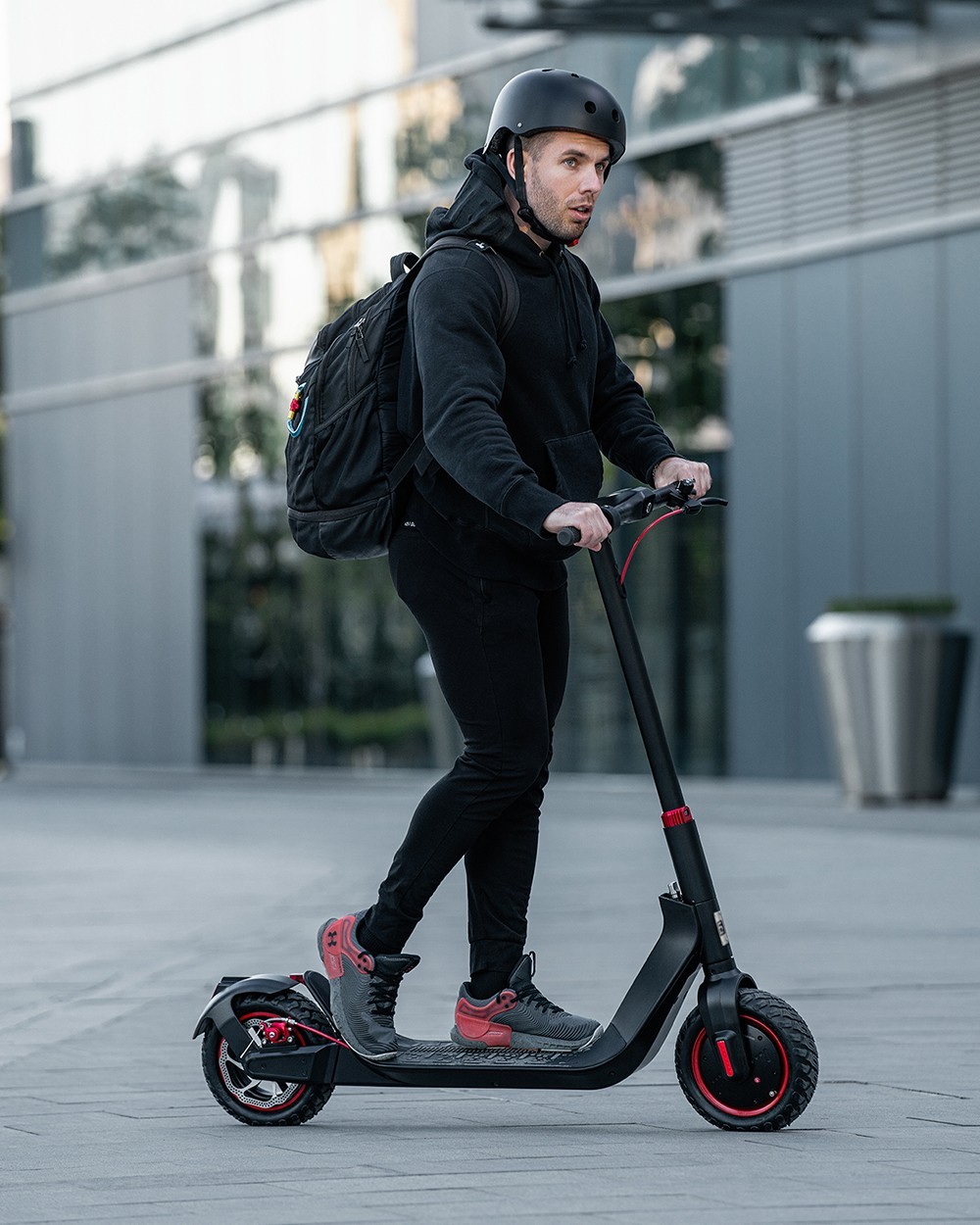 5TH WHEEL G1 Electric Scooter