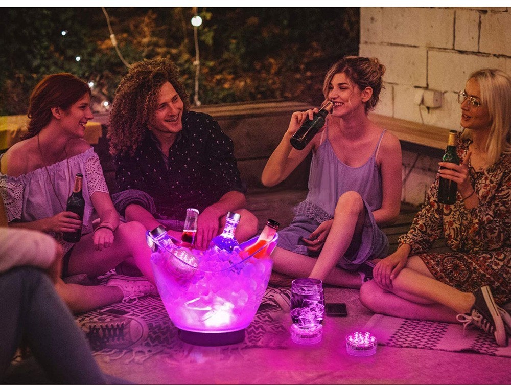 4pcs RGB Submersible LED Lights with Remote Controls