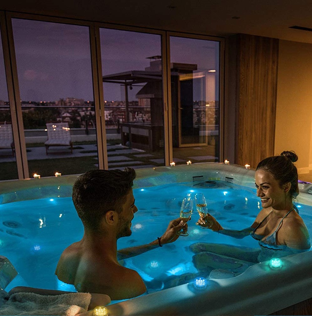 4pcs RGB Submersible LED Lights with Remote Controls