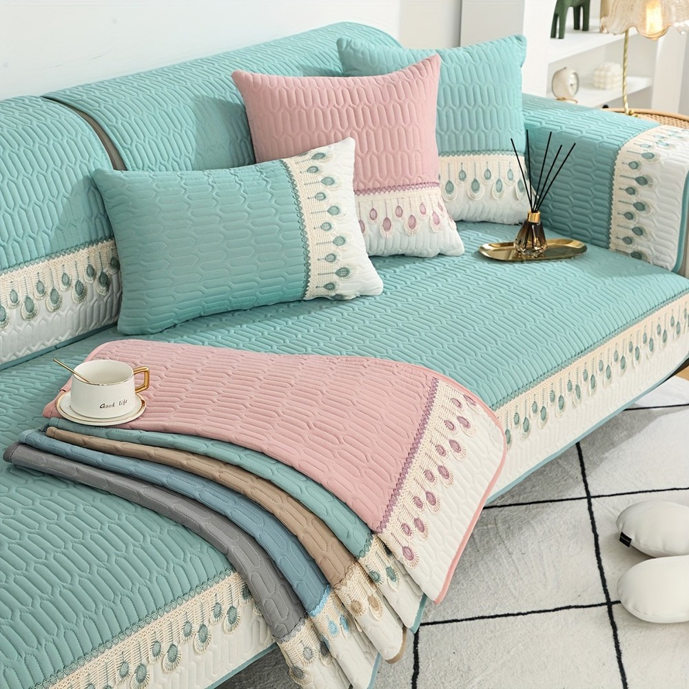 90-70cm Feather Embroidery Quilted Couch Cover Green