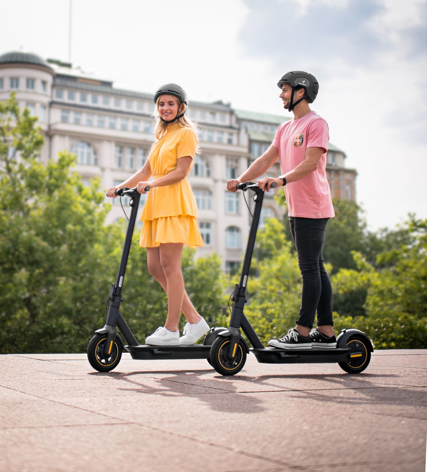 Ninebot KickScooter MAX G30 Global Version Powered by Segway