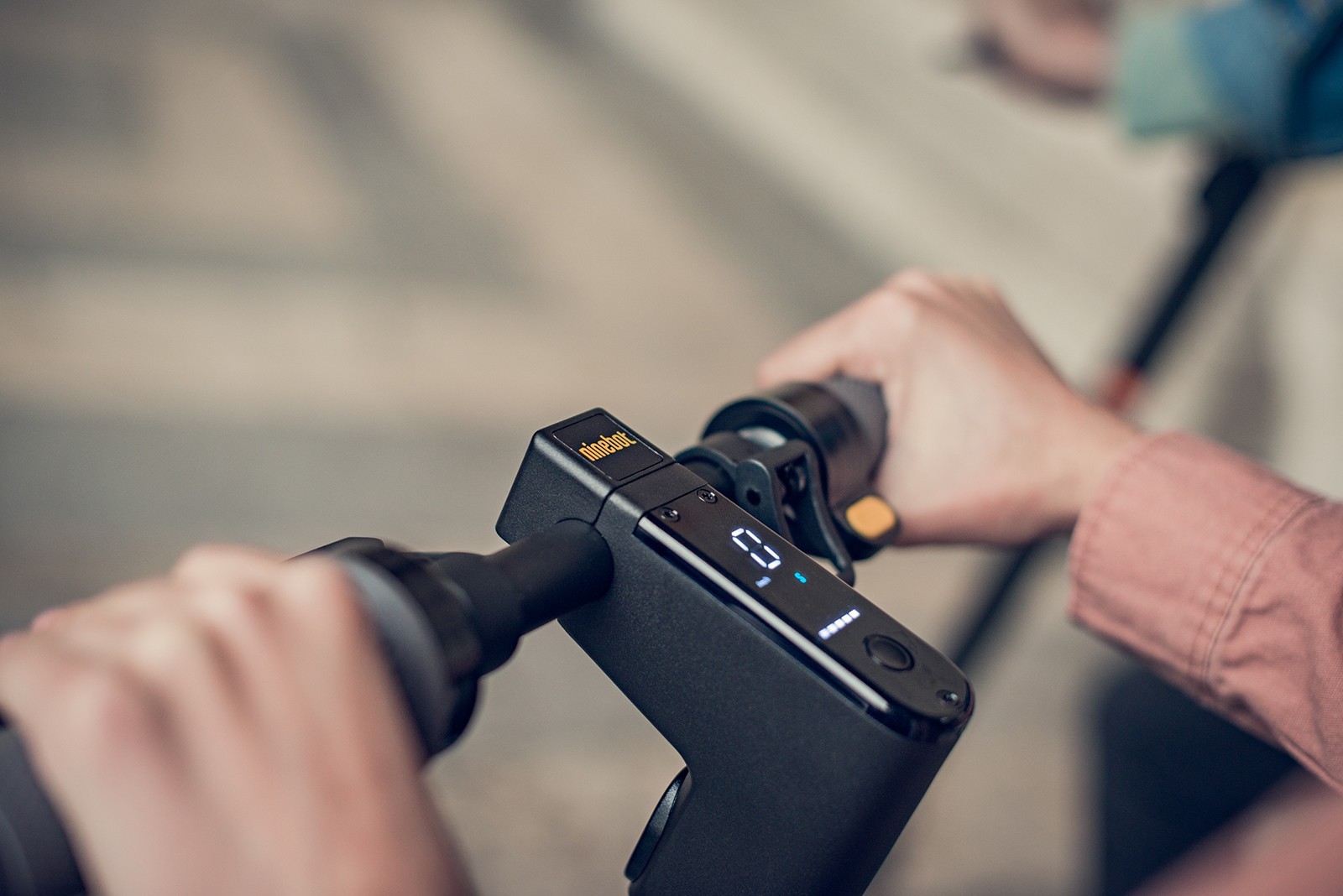 Ninebot KickScooter MAX G30 Global Version Powered by Segway