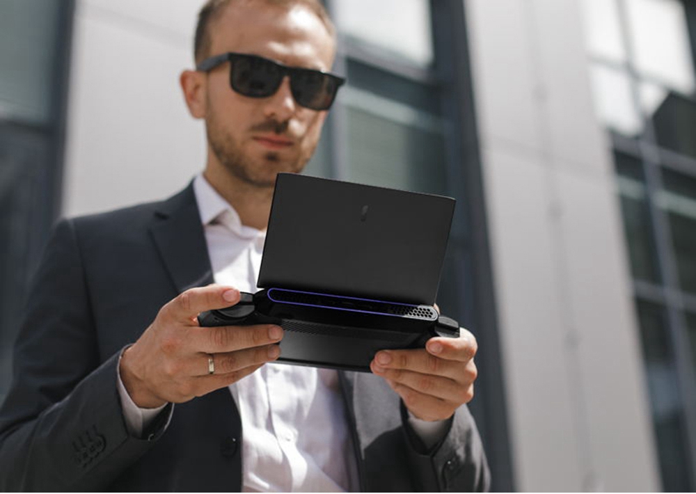 One Netbook OneGx1 Pro Gaming Laptop i7-1160G7 16GB 1TB Black