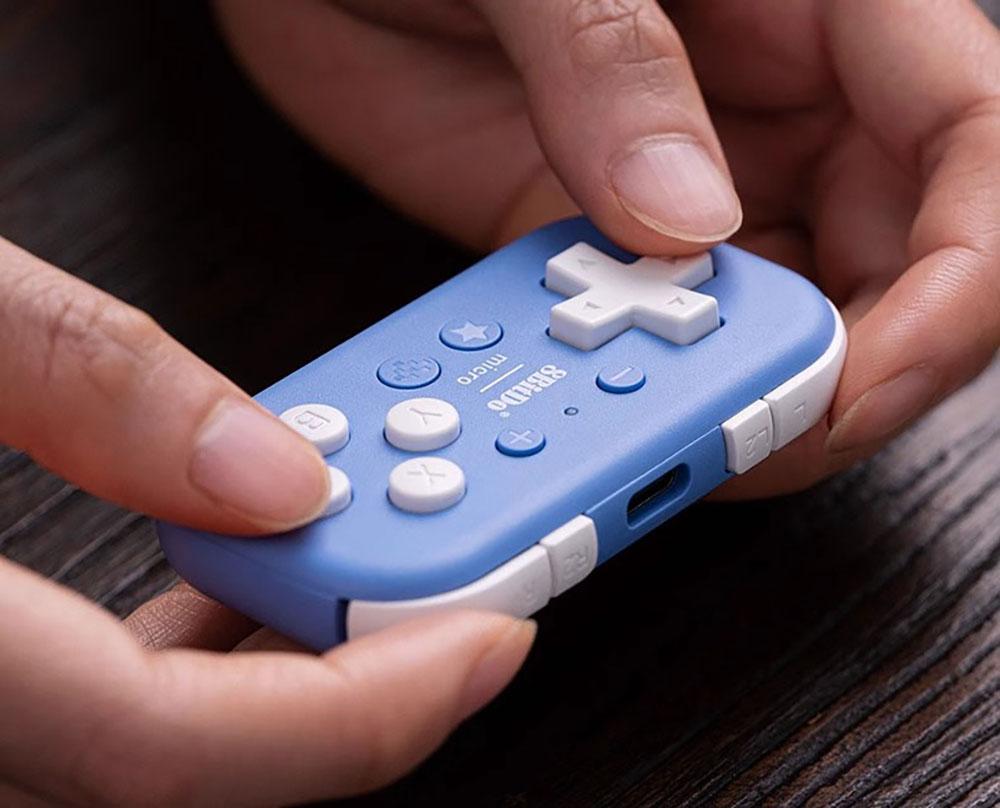 8BitDo Micro Bluetooth Gamepad Blue