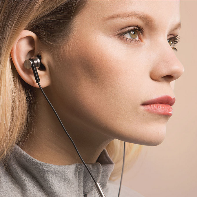 Original Xiaomi Mi IV Hybrid Earphones Wired Control Headphone
