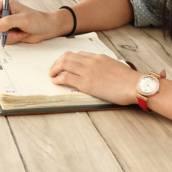 Bestdon Women Analog Watch Prismatic Dial Rhinestone Watch