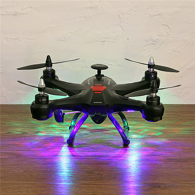 XIN LIN XINLIN X181 5.8G FPV 2MP HD Camera 5 Inch Monitor Quadcopter