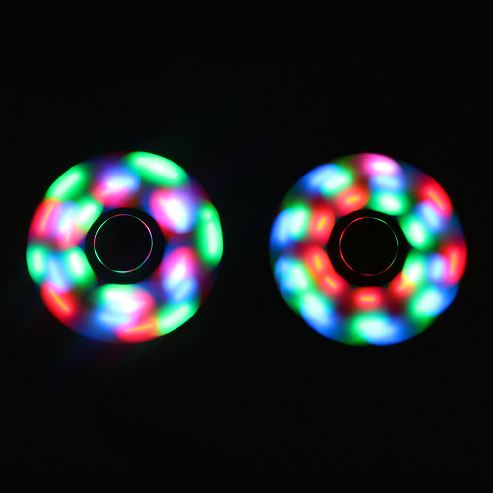 Fidget Hand Spinner 3 Modes Adjustable LED Lights Silver