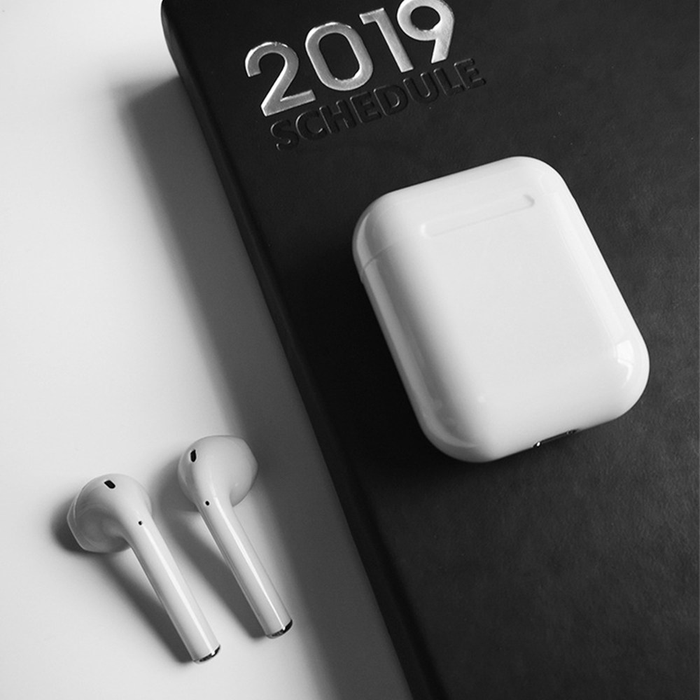 i18 TWS Bluetooth 5.0 Earbuds White