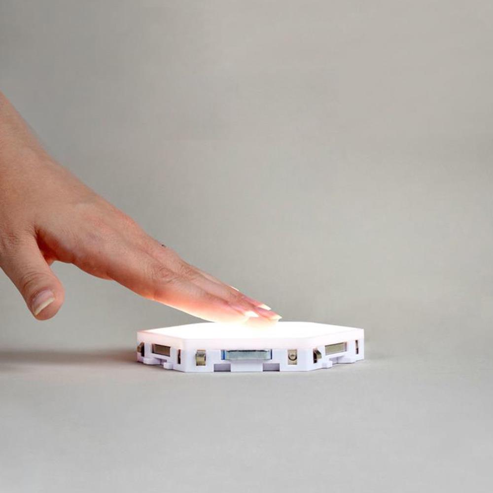 5pcs Creative Modular Touch-sensitive Light EU Plug White