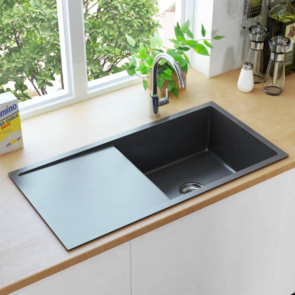 Handmade Kitchen Sink with Strainer Black Stainless Steel