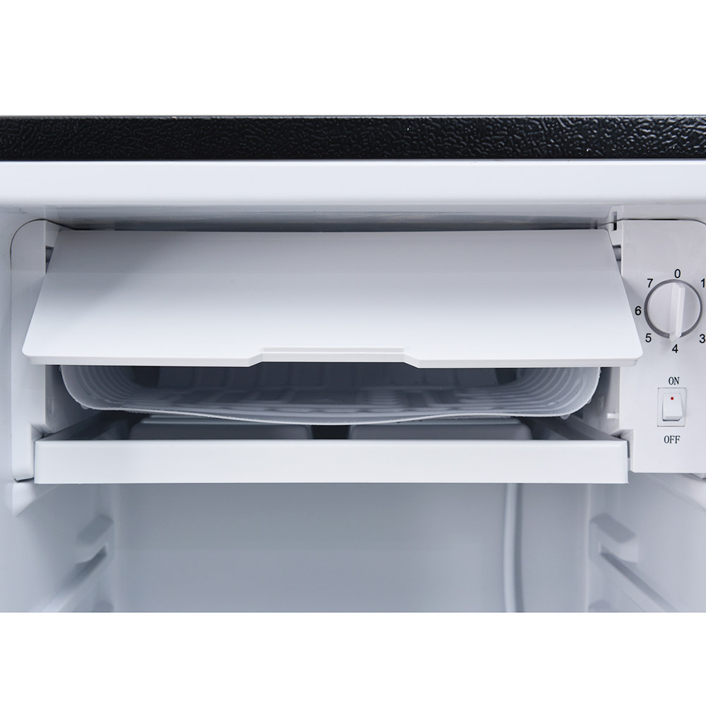 Fridge-freezer 88L Total Volume, 8L Freezer Volume