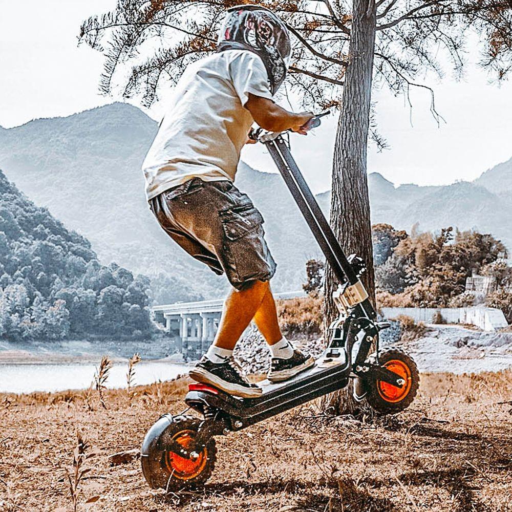G63 Electric Scooter 11 Inch 55Km/h Speed 48V 20AH 1200W*2 Dual Motors