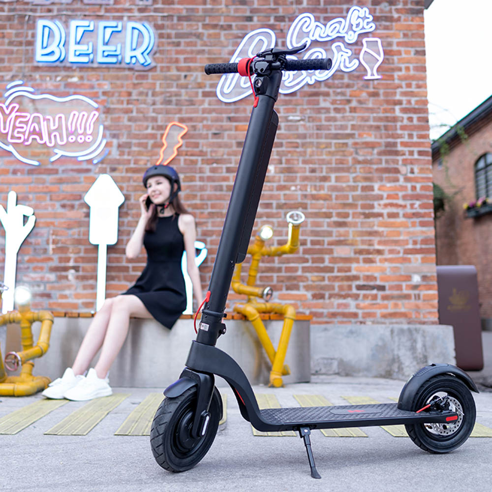 AOVO X8 Electric Scooter 10 inch Tire
