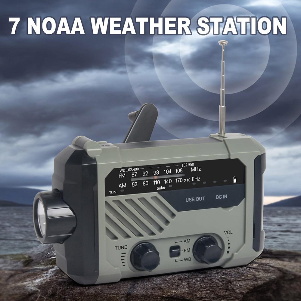 Portable Camping Emergency Solar Radio with Hand Crank Green