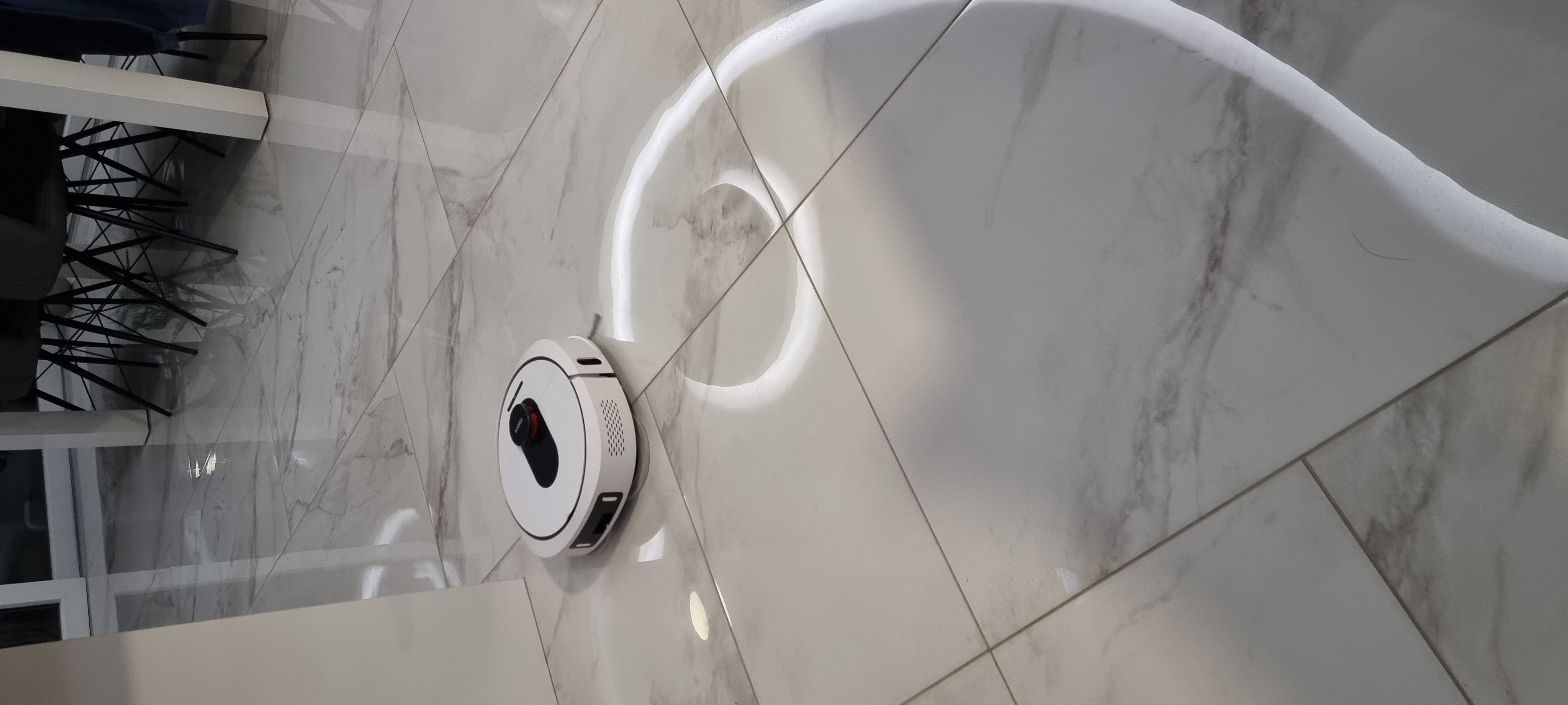 ROIDMI EVA Smart Robot Vacuum Cleaner Self-Cleaning & Emptying 3200Pa