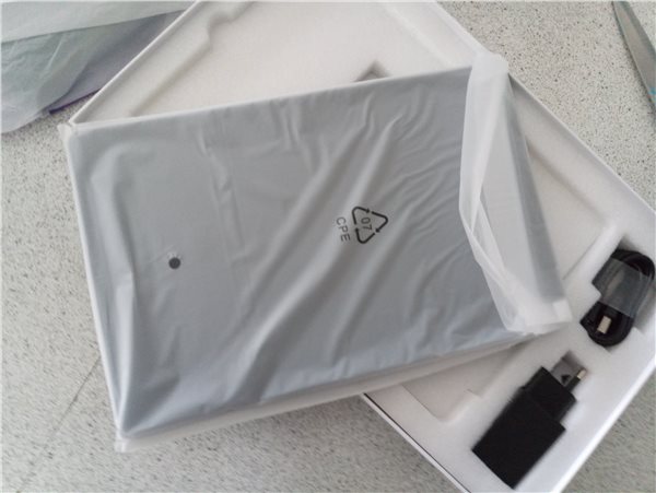 BMAX I11 Plus 10.4 Inch Tablet