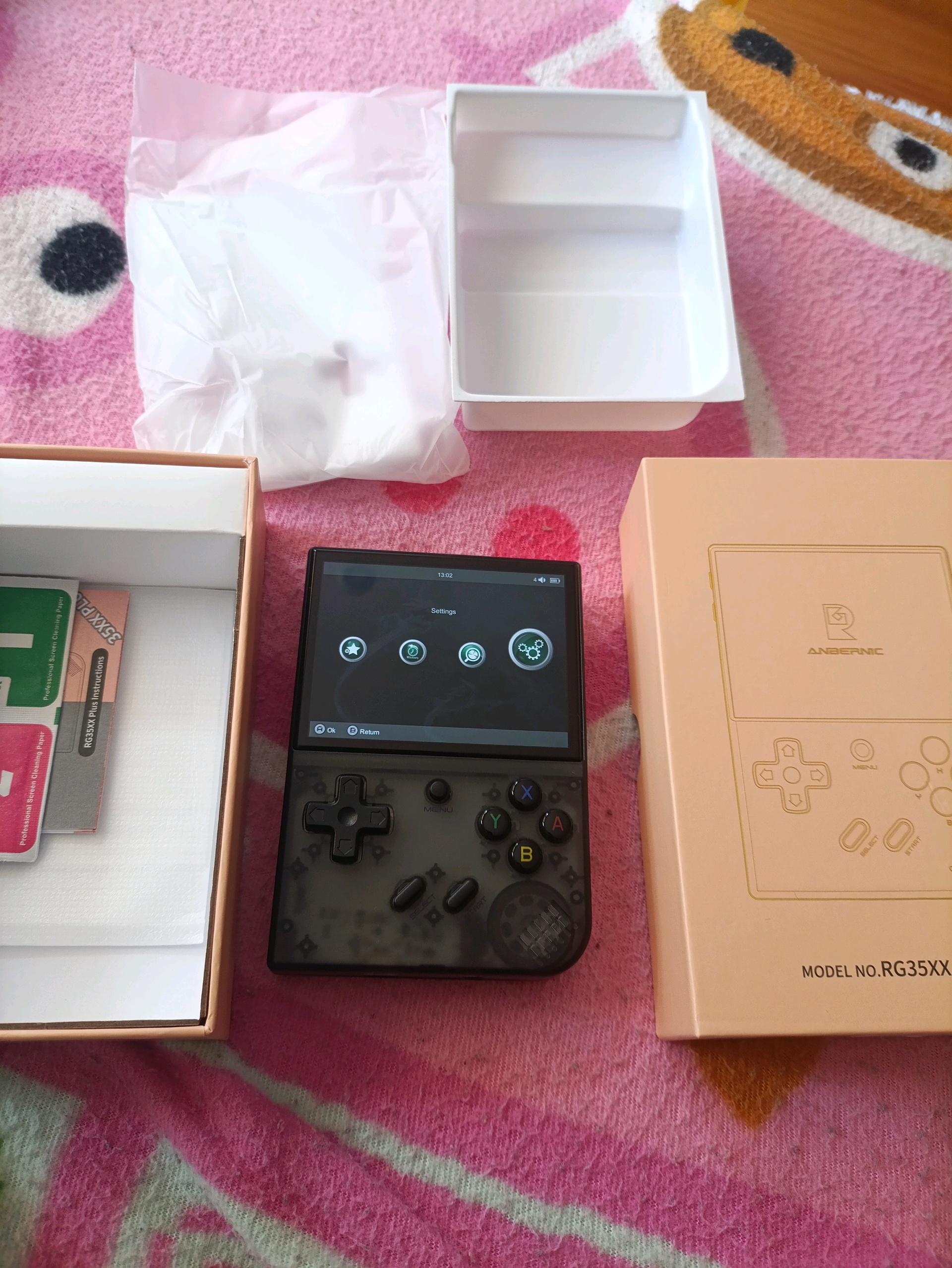 ANBERNIC RG35XX Plus Game Console 128GB - White