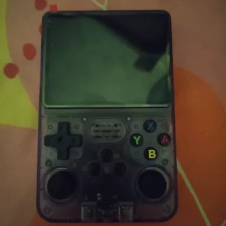 R36S Retro Gaming Console 64GB 10000 Games 20 Emulators White