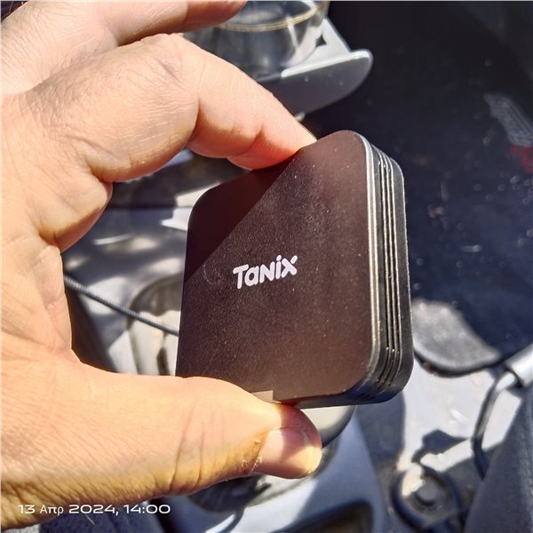 TANIX TX1 Mini TV Box