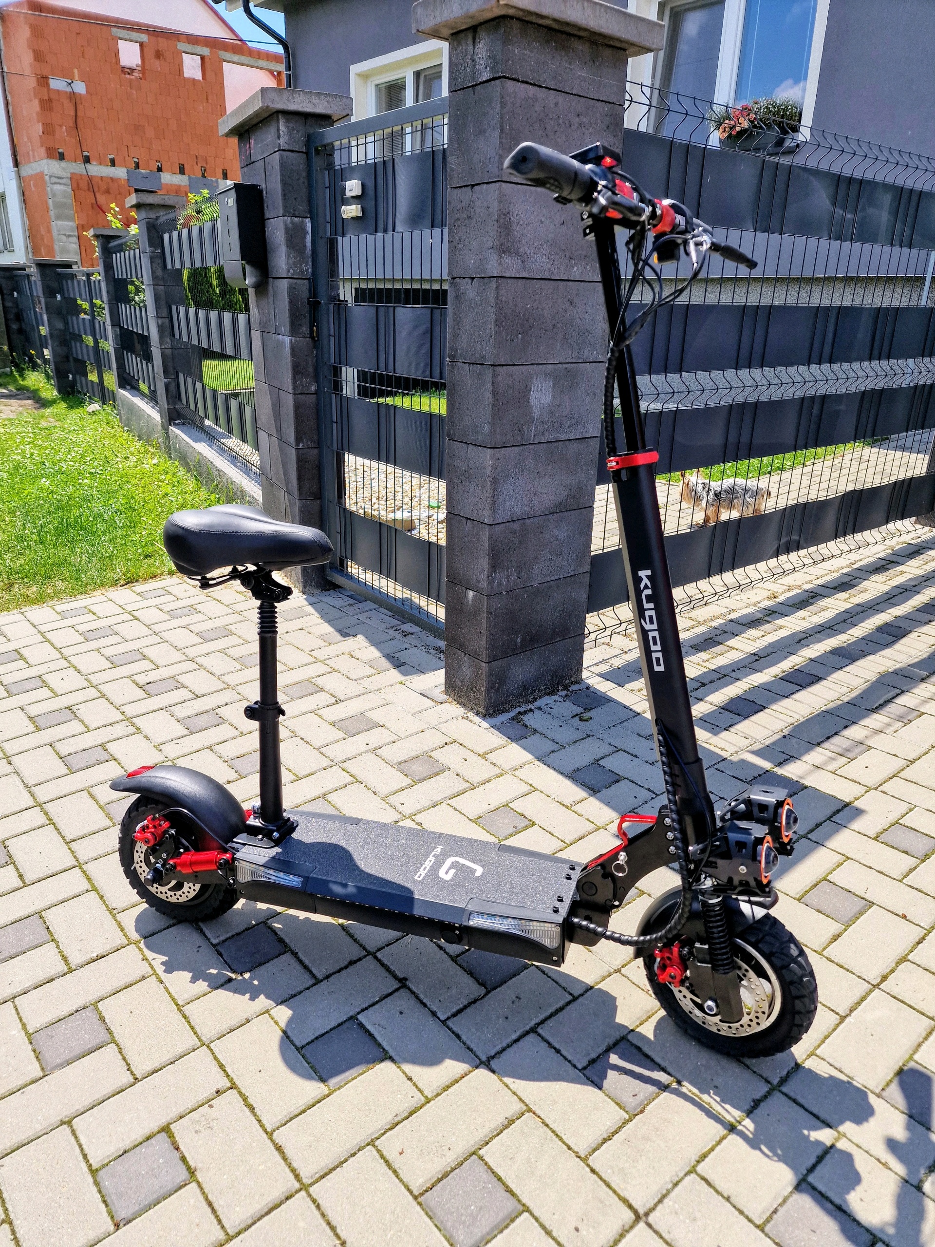 KUGOO M4 Pro Electric Scooter Off-road Tire 500W Motor
