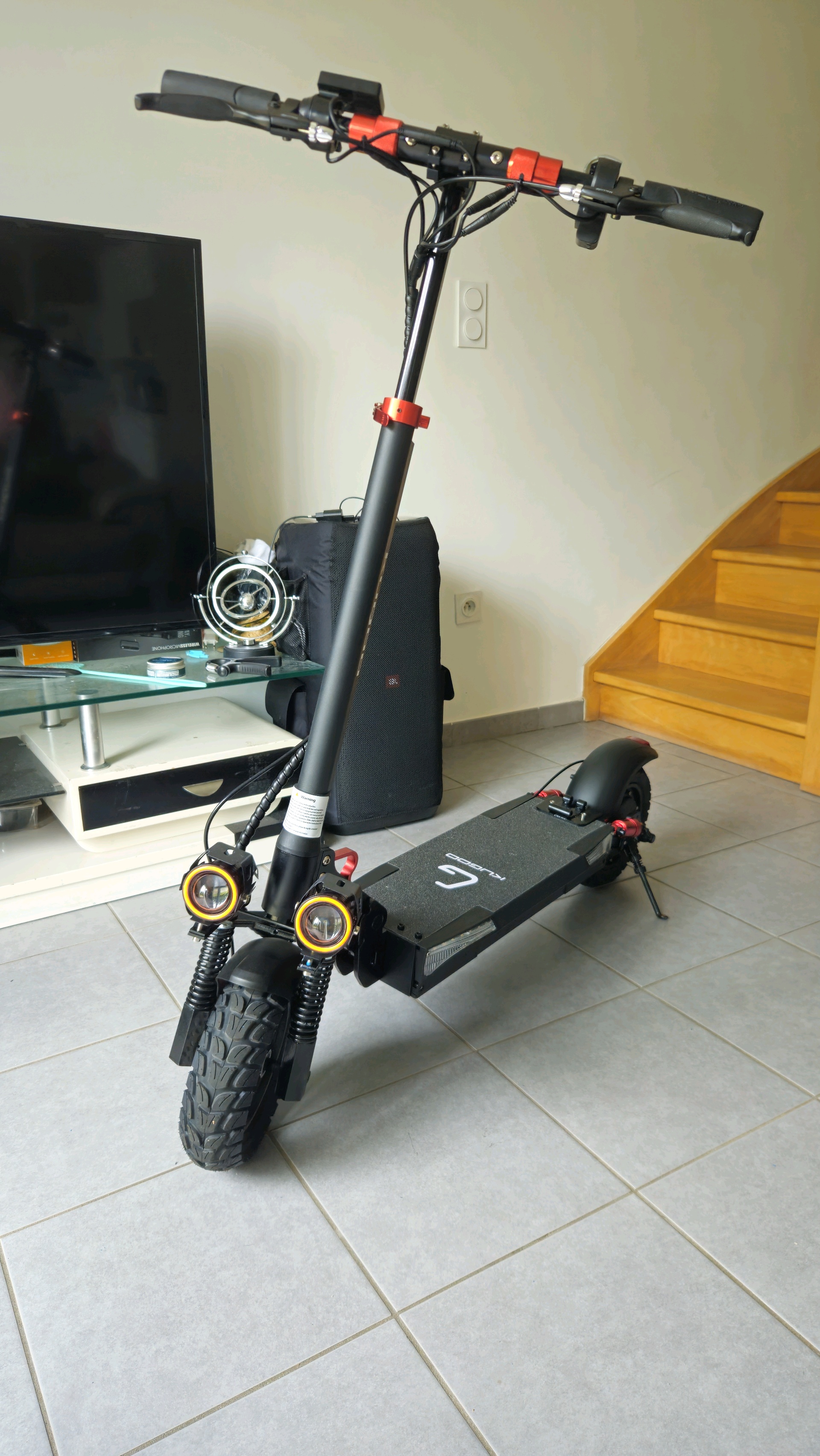 KUGOO M4 Pro Electric Scooter Off-road Tire 500W Motor