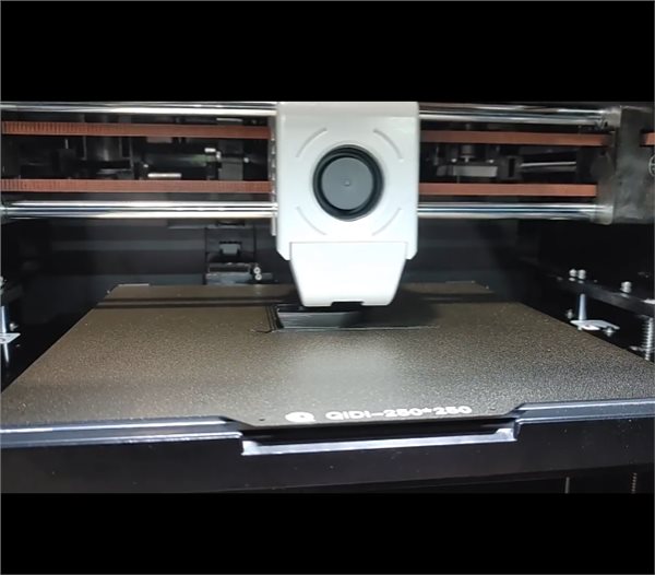 QIDI Tech Q1 Pro 3D Printer | Europe