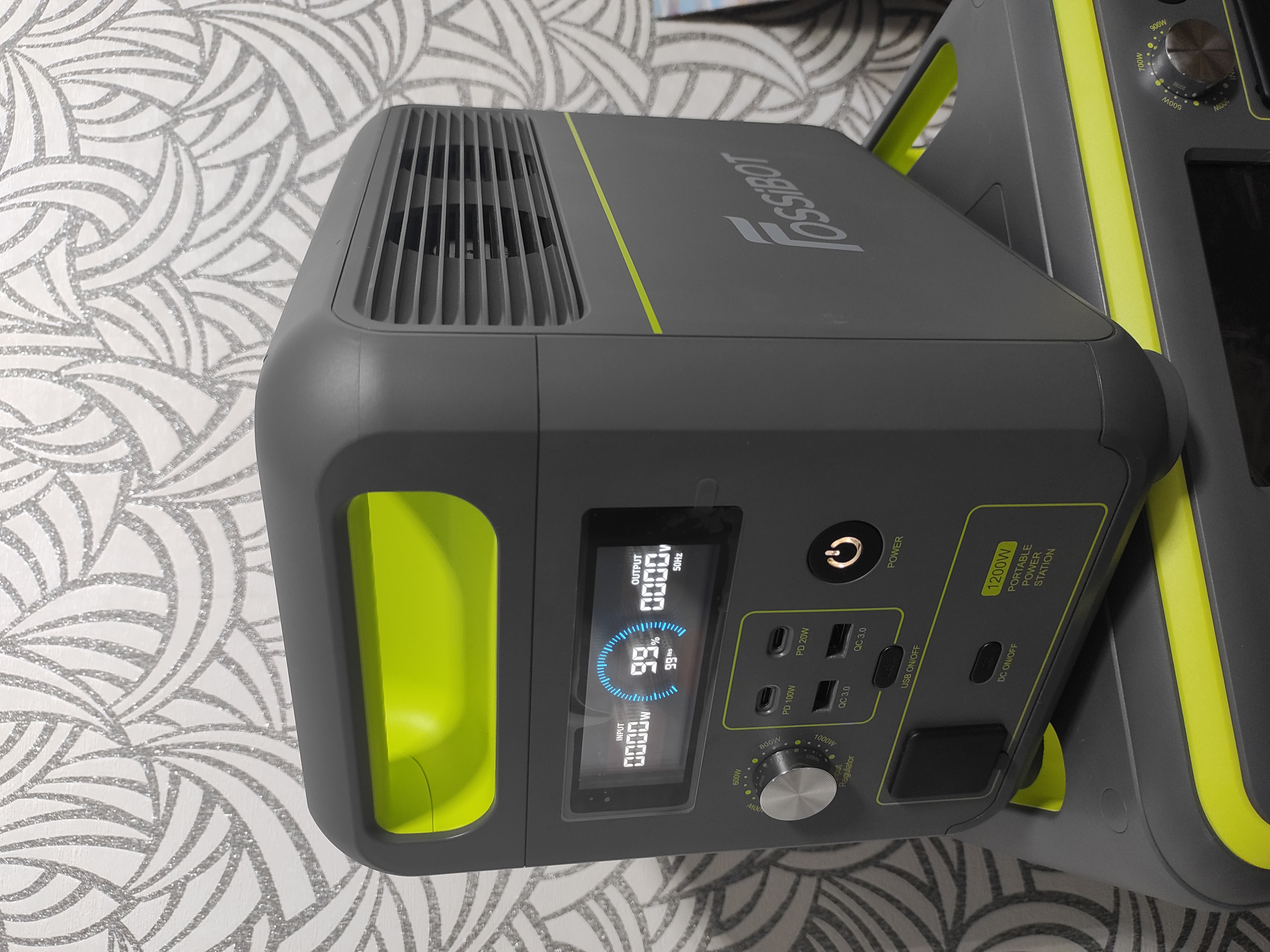 FOSSiBOT F1200 1024Wh 1200W Portable Power Station | Europe