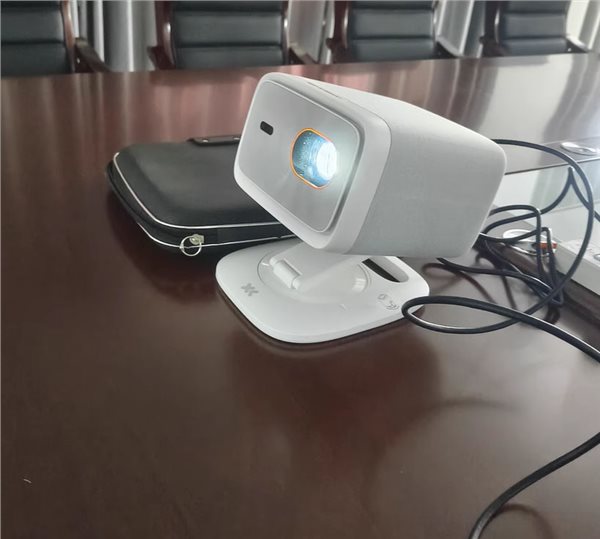 Lenovo Xiaoxin 100P Smart Projector 850 ANSI 1080P